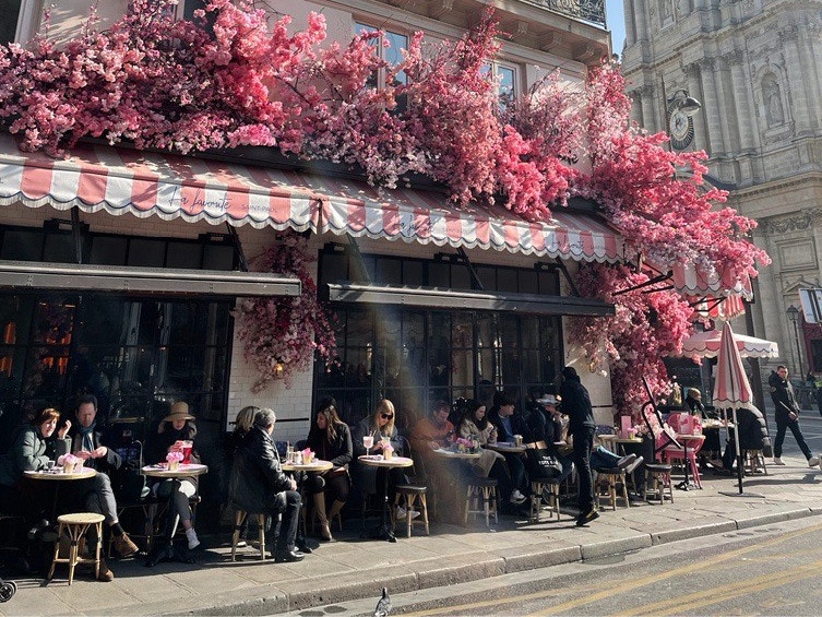 Oui Magazine - Oui Onlineshop